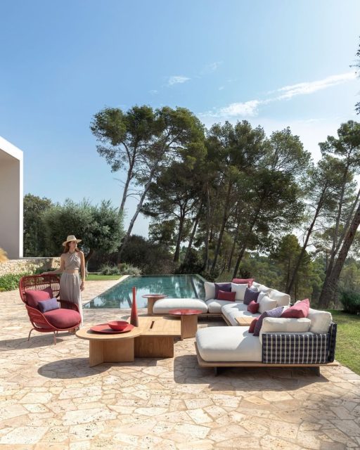 Atri Tempi – Tienda de Muebles Contemporáneos de Vanguardia